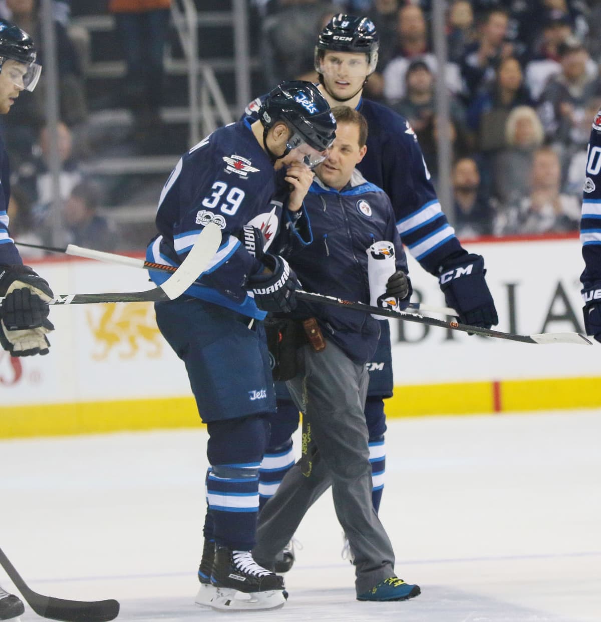 Enstrom undergoes successful surgery, out for season