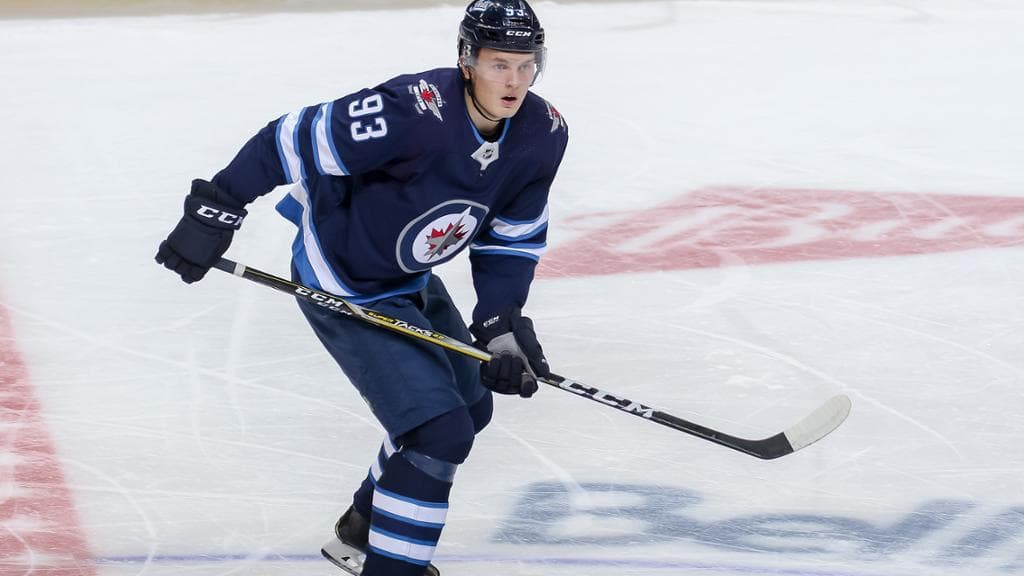 Jets Line Dancing: The Young and the Restless