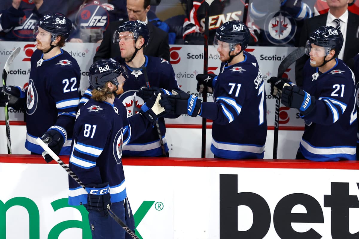 JGD 71.0: Connor, Schmidt return as Red Wings visit Canada Life Centre ...