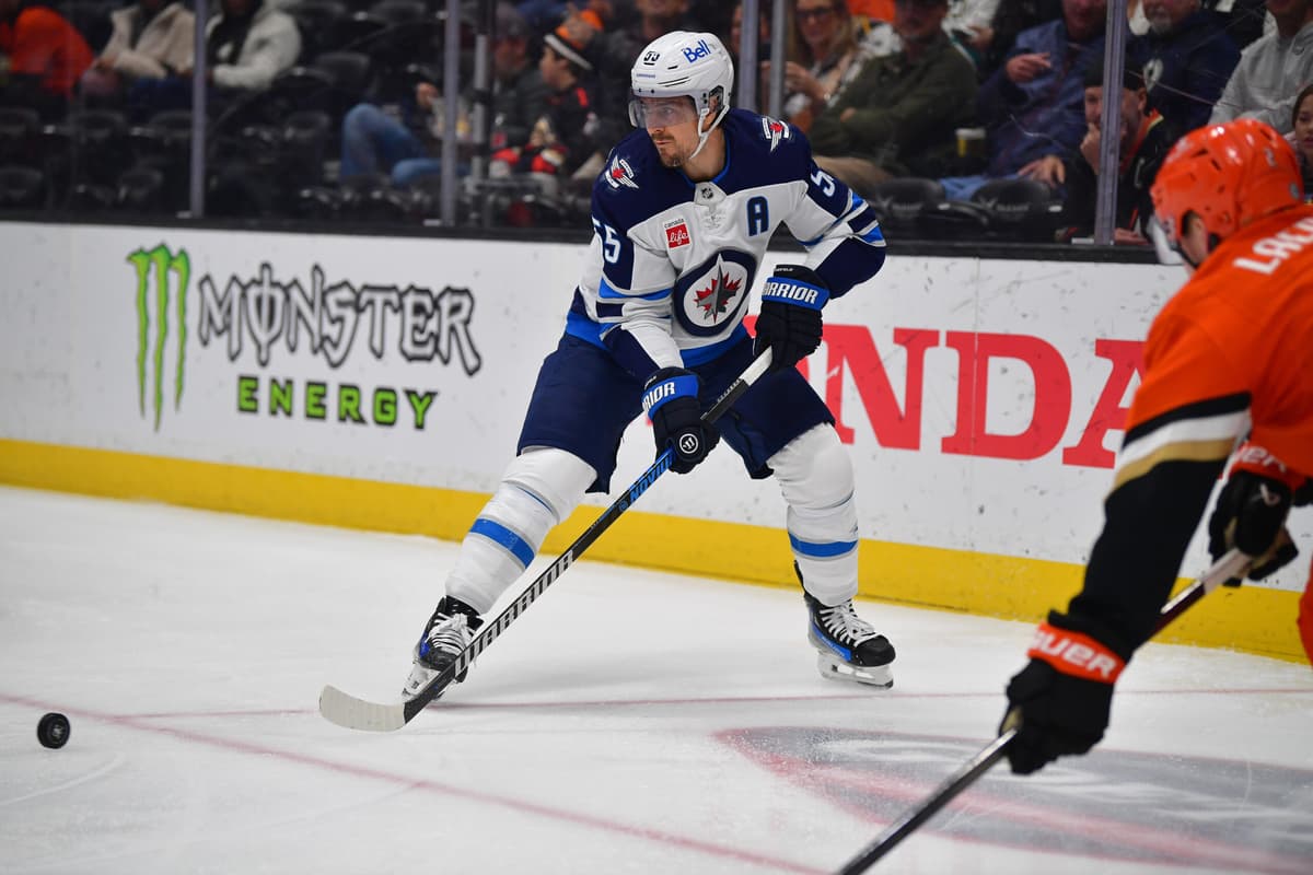 Jets’ defense collapses late in 3-2 loss to Ducks