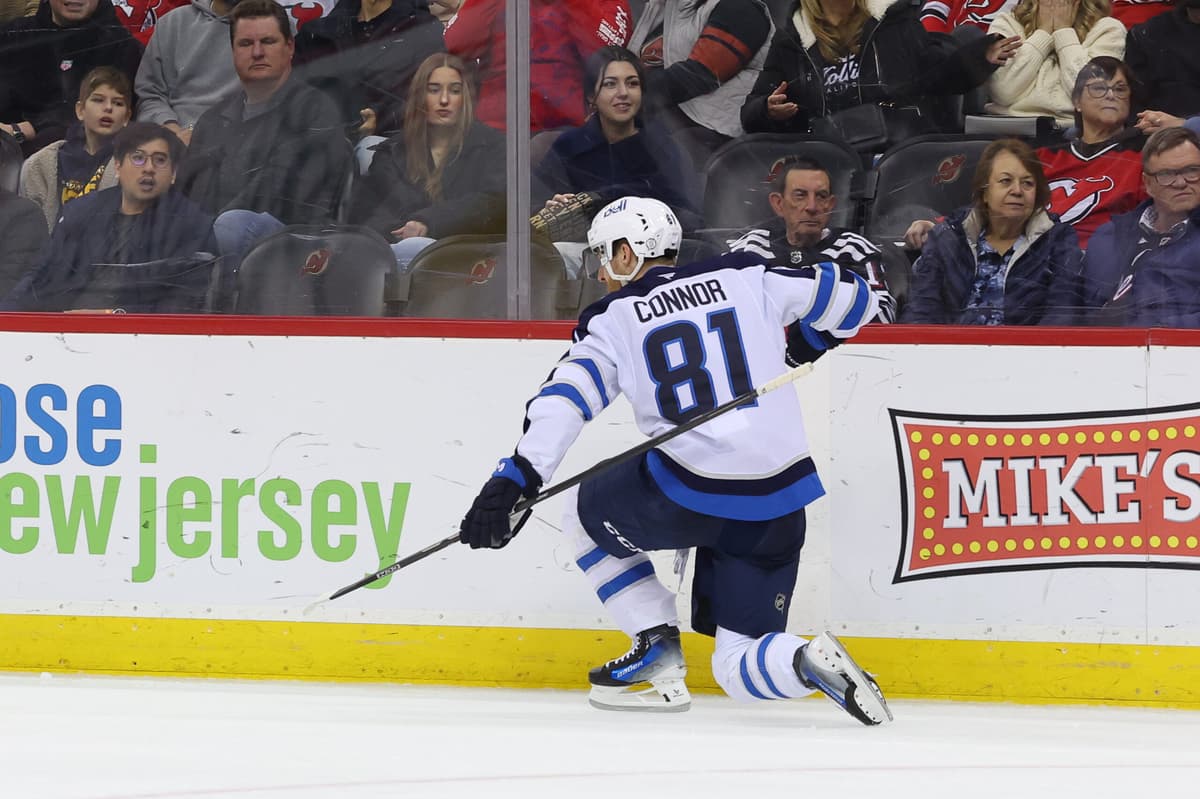 Kyle Connor likely to stay in Winnipeg